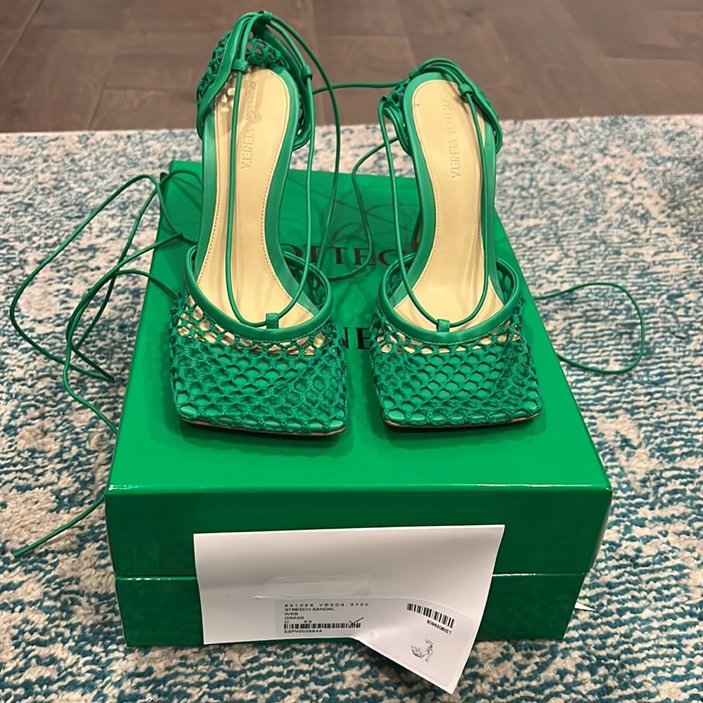 Bottega Veneta Mesh Nappa Stretch Sandal In Grass, Eu… - Gem